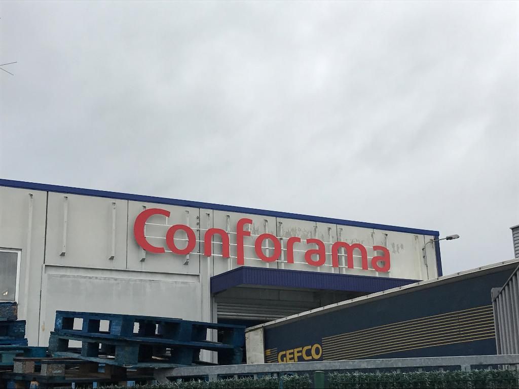 Conforama Champagne Au Mont Dor