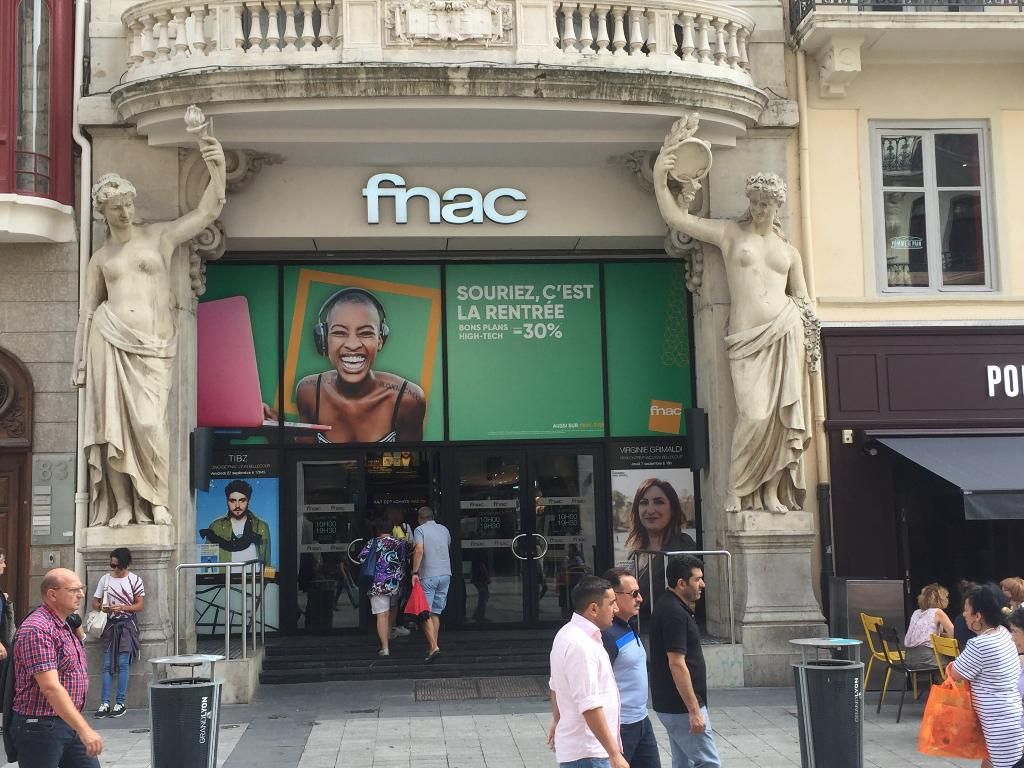 FNAC VOYAGES Lyon Bellecour