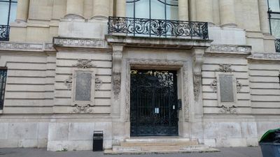 Petit Palais, musée des beaux-arts de la ville de Paris - Attraction ...