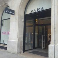 Zara - 14 rue Vesle Reims 51100 - Magasins de vêtement (horaires, avis)